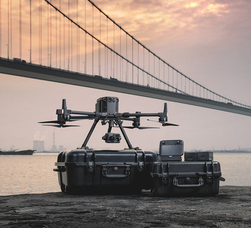 DroneNerds.com | Drones for commercial and recreational use